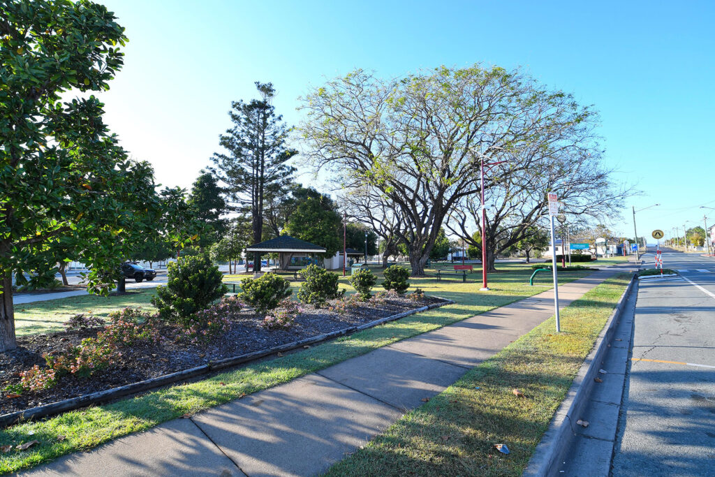 Lowood - Somerset - Property Specialists